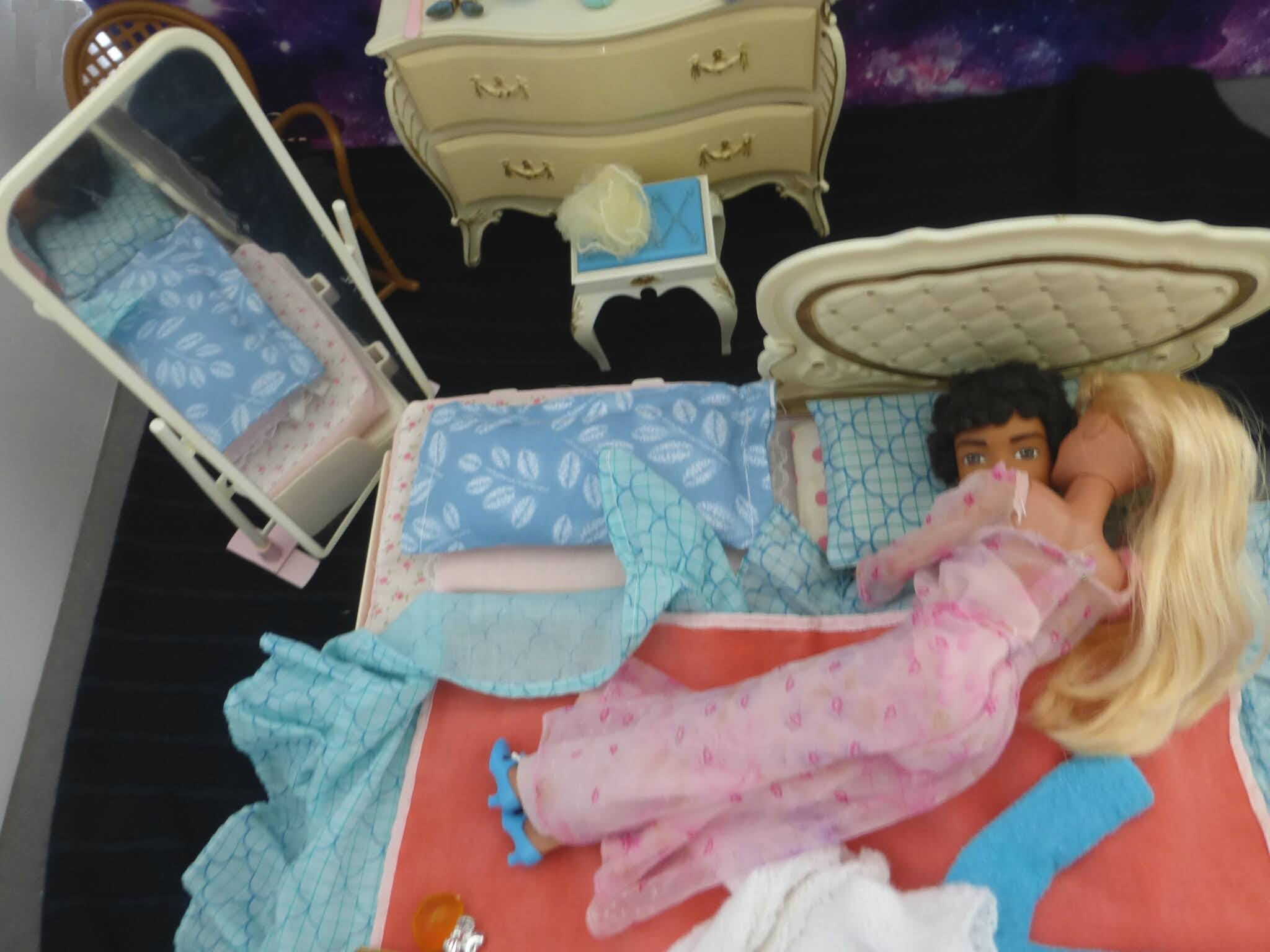 Fi Moves in With Louis – dollstories.co.uk